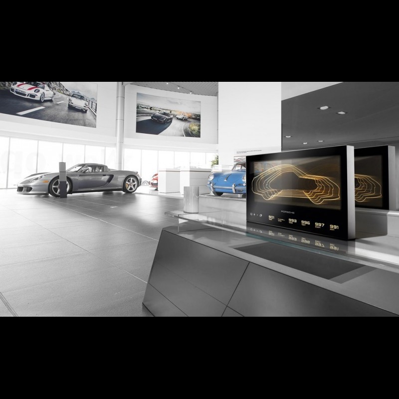 Porsche 911 Evolution beleuchtetes Display Porsche Design WAP0500060F