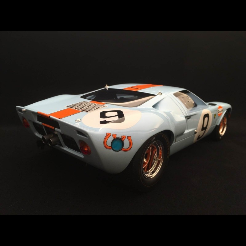 Ford GT40 Gulf n° 9 Winner Le Mans 1968 1/12 CMR CMR12005