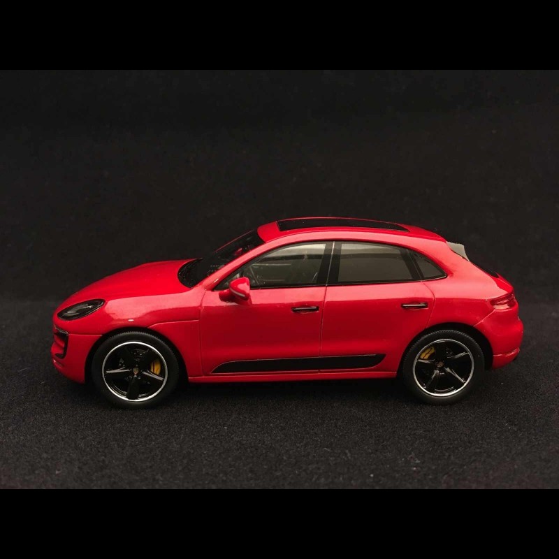Porsche Macan GTS 2016 Karmin red 1/43 Spark S4976