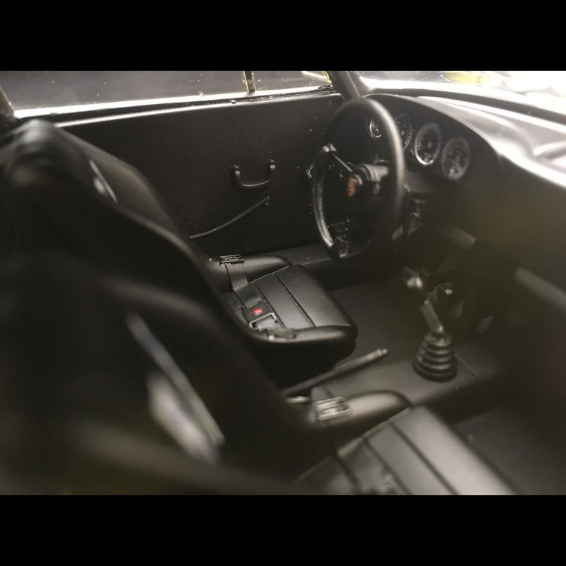 Porsche 911 S T Le Mans 1972 n° 41 Toad Hall Racing 1/18 Spark WAX02100035