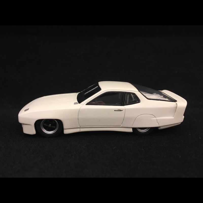 Porsche 924 World Record Car 1976 white 1/43 Autocult ATC90072