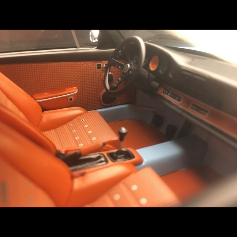 Porsche 911 Singer base 964 2014 Gulf blue / orange 1/18 CMR CMR079