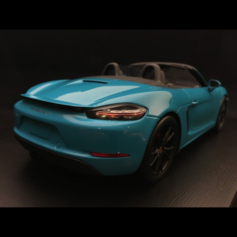Porsche 718 Boxster S Miami blue 2017 1/18 Spark 18S238