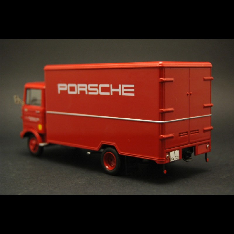 Mercedes-Benz Transporter Porsche LP608