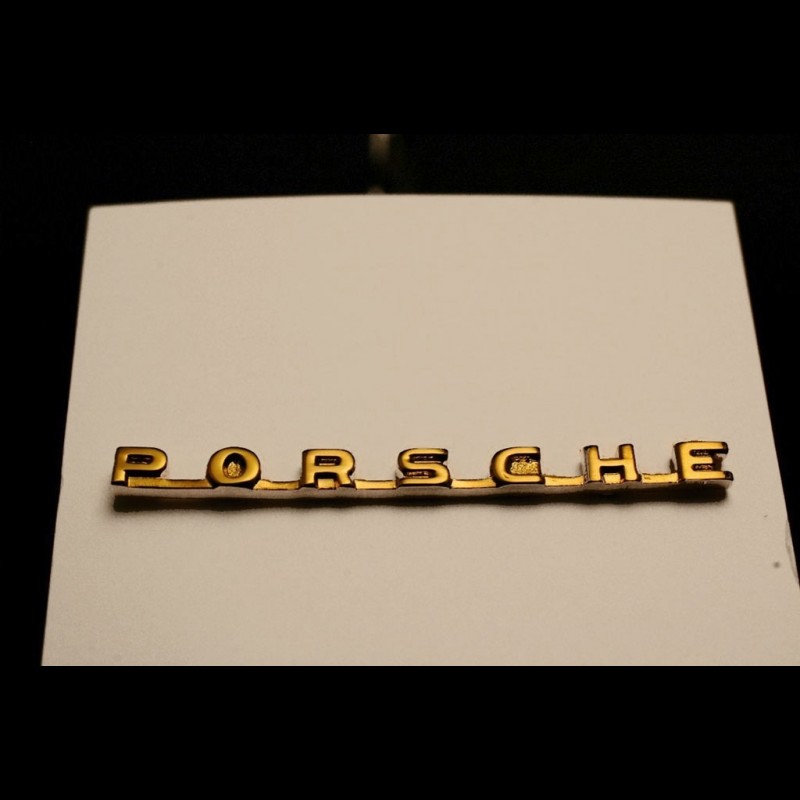Porsche badge Gold