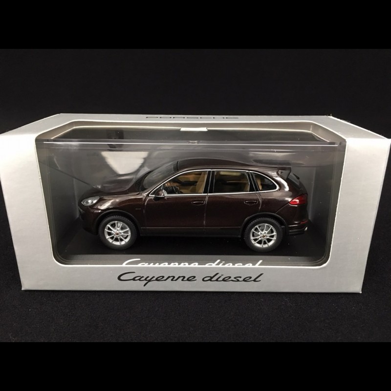 Porsche Cayenne Diesel type 958 2015 Mahogany Brown 1/43 Minichamps ...
