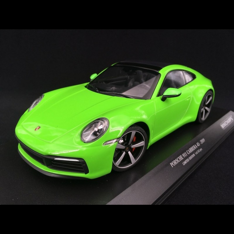 Porsche 911 typ 992 Carrera 4S 2019 Lizardgrün 1/18 Minichamps 155067324