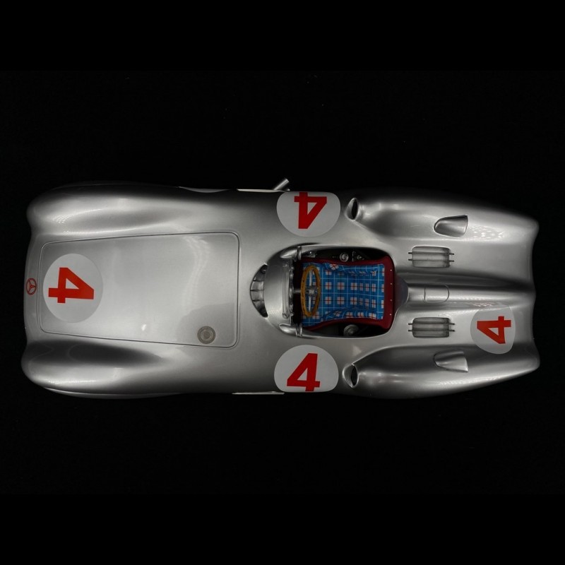 Mercedes-Benz F1 W196 Streamliner n° 4 Winner AVUS Berlin 1954 1/18 CMR ...