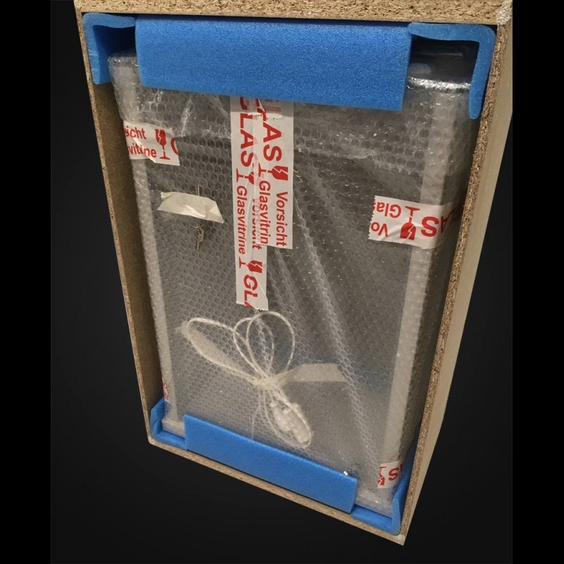 Glass display showcase LED lighting For up to 15 Porsche model cars 1/ ...