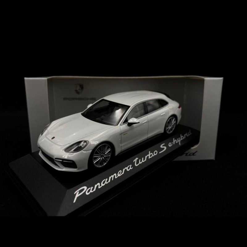 Porsche Panamera Turbo S e-Hybrid 2016 blanche 1/43 Minichamps WAP0207630J