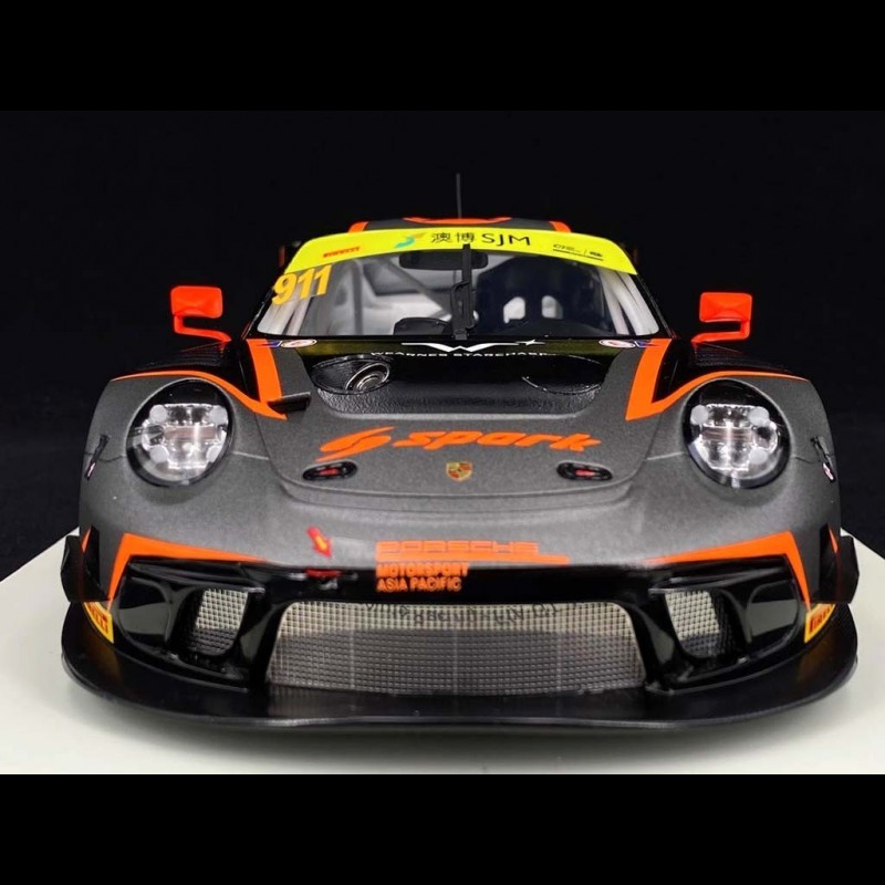 Porsche 911 GT3 R type 991 n° 911 Absolute Racing FIA GT World Cup ...