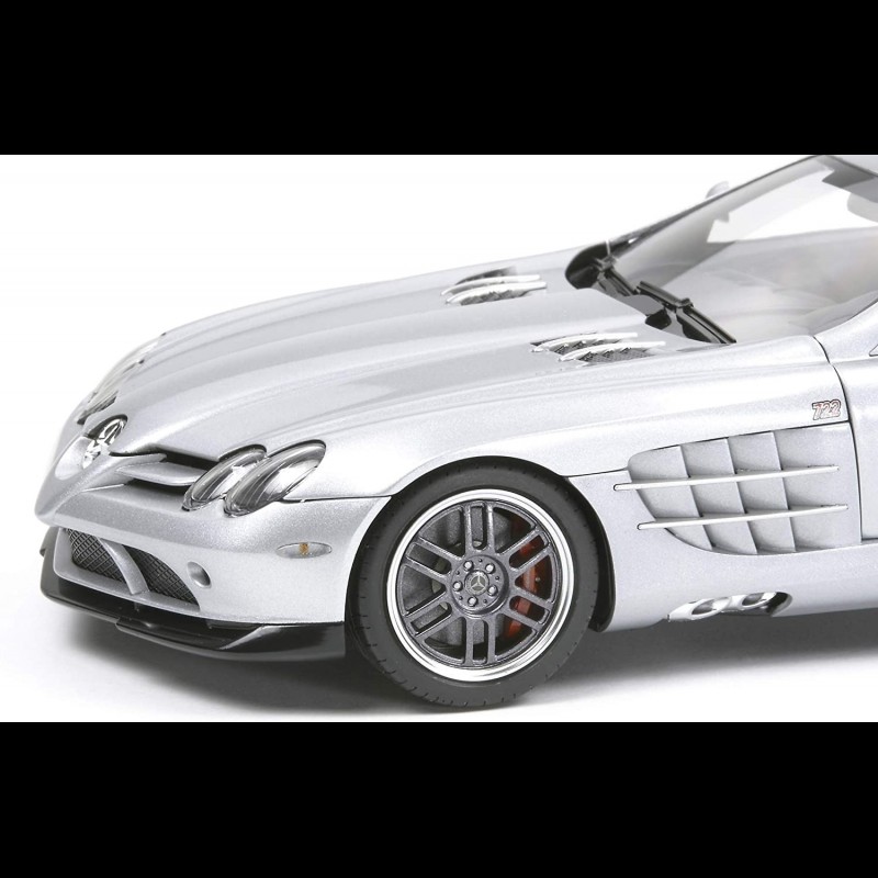 Kit Mercedes-Benz SLR McLaren 722 Edition 1/24 Tamiya 24317