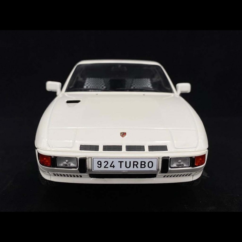 Porsche 924 Turbo 1979 white 1/18 Model Car Group MCG18194