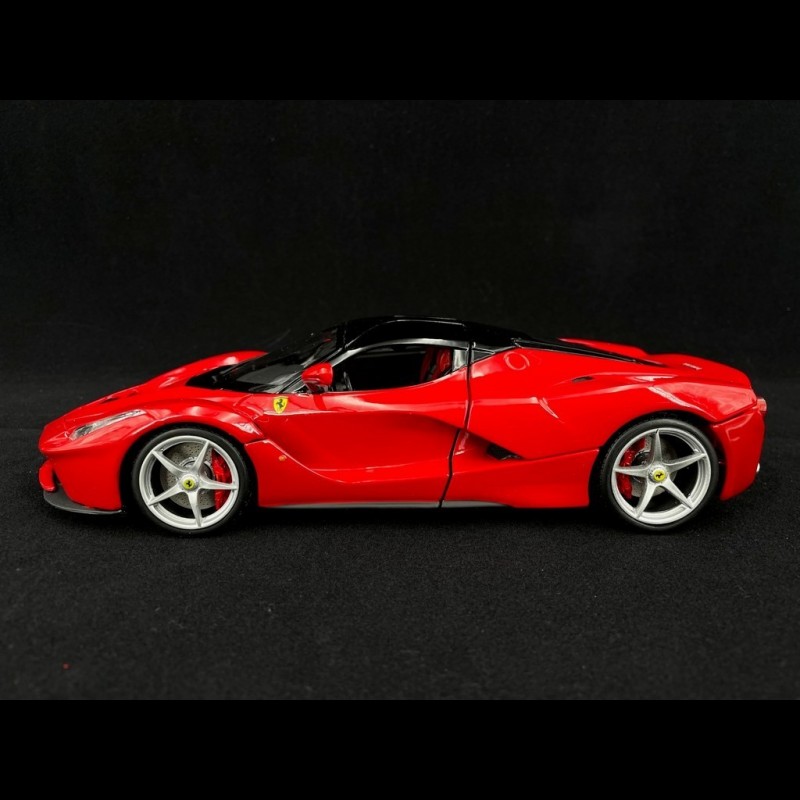 Ferrari LaFerrari 2013 rot 1/18 Bburago 16901R