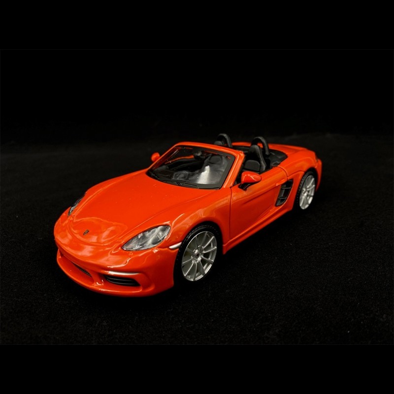 Porsche 718 Boxster 2016 Lava Orange 1/24 Bburago 21087O