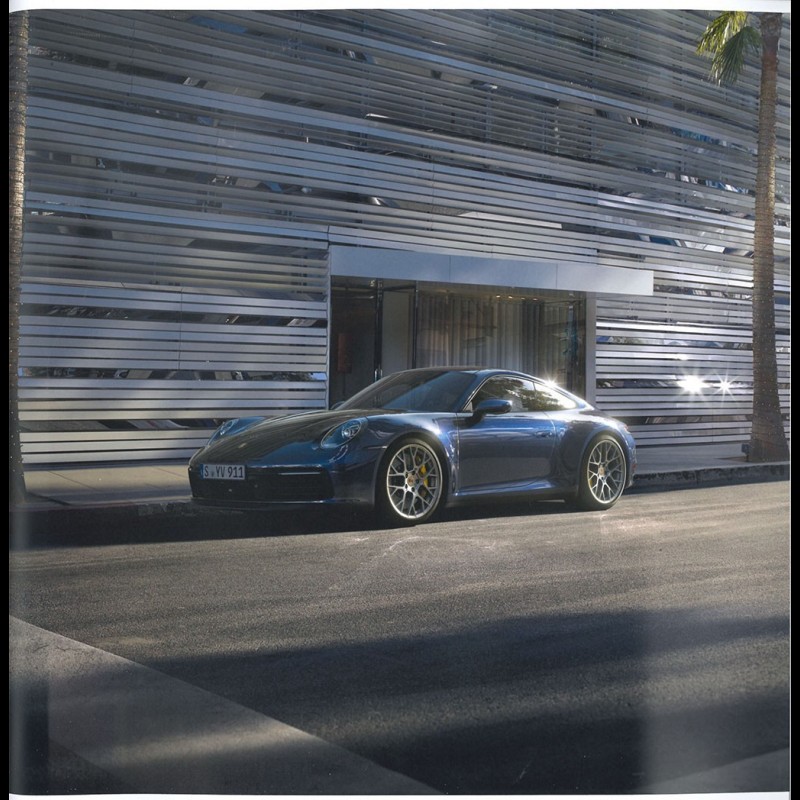 Porsche VIP Book 911 Timeless Machine 11/2018 in english WSLC2001000220