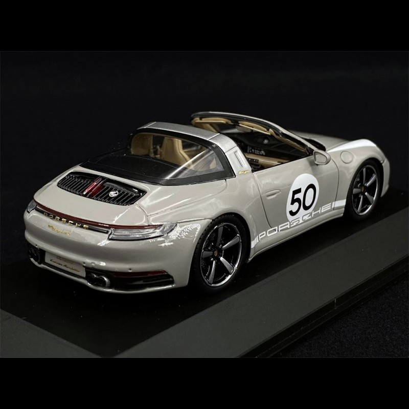 Porsche 911 Targa Heritage 4S Type 992 n° 50 Chalk grey Special Edition ...