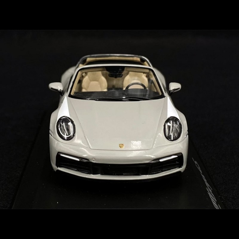 Porsche 911 Targa Heritage 4S Type 992 n° 50 Chalk grey Special Edition ...
