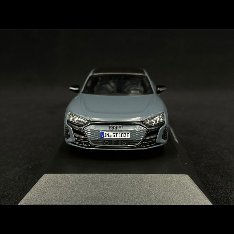 Audi e-tron GT RS 2020 Kemora grey 1/43 Spark 5012120031