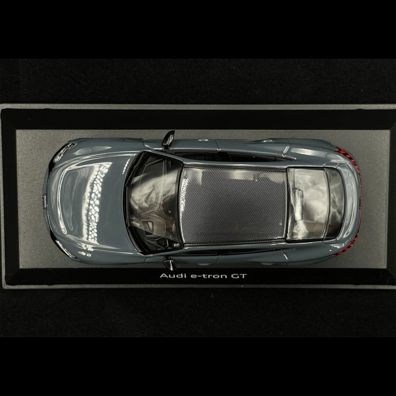 Audi e-tron GT RS 2020 Kemora grey 1/43 Spark 5012120031