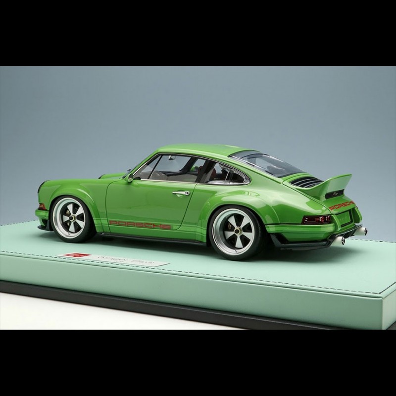 Porsche Singer DLS 2018 Green 1/18 Make Up Models EML018B